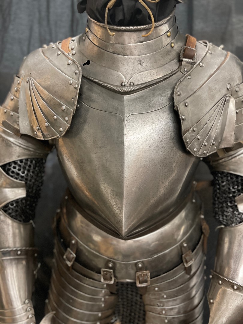Publications – Antique Armor